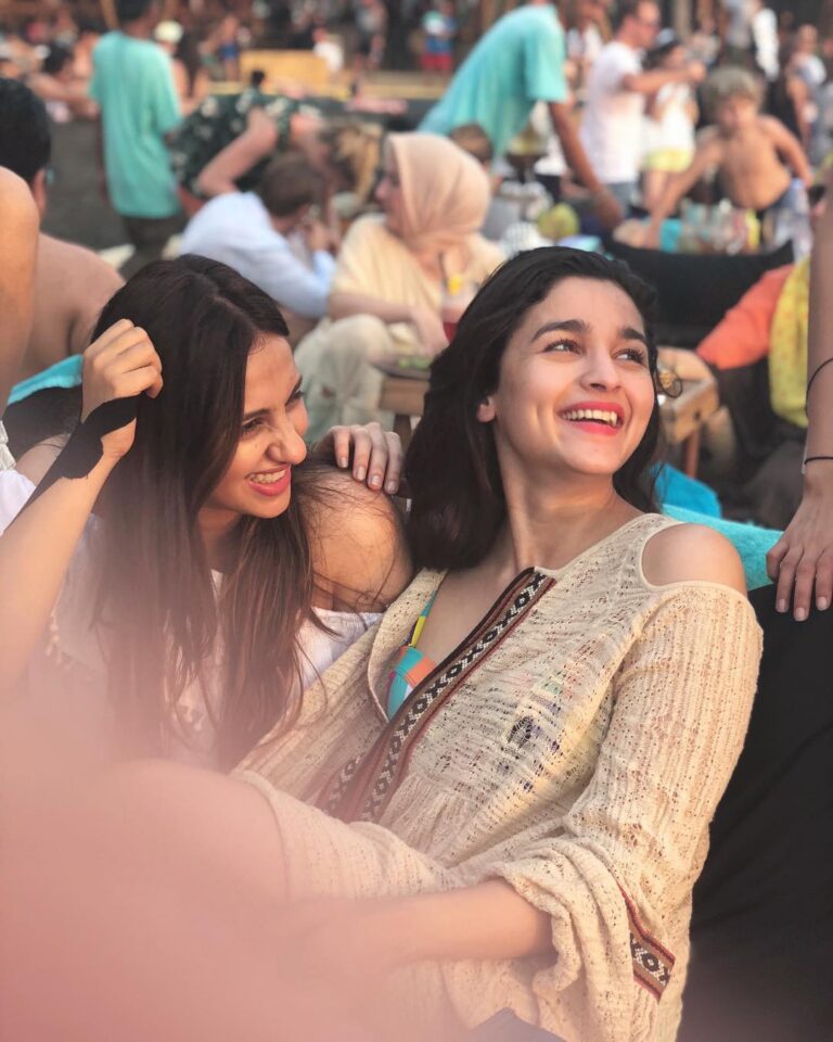 Alia Bhatt Age, Height, Family, Wiki, Biography & More