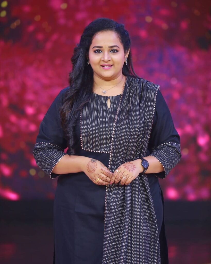 Pooja Murthy (Gundamma Katha) Age, Husband, Family, Serials, Biography ...