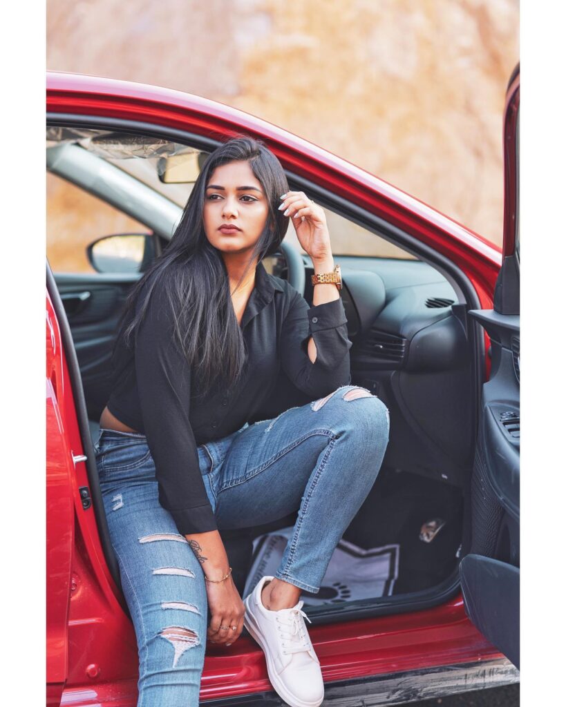 Srujana Sagar Age, Husband, Family, Images, Movies, Biography, Wiki & More