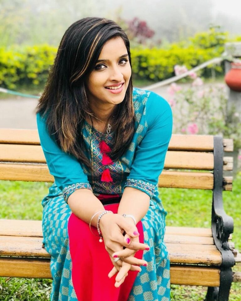 Sowmya Menon Age, Height, Husband, Family, Movies, Biography & More