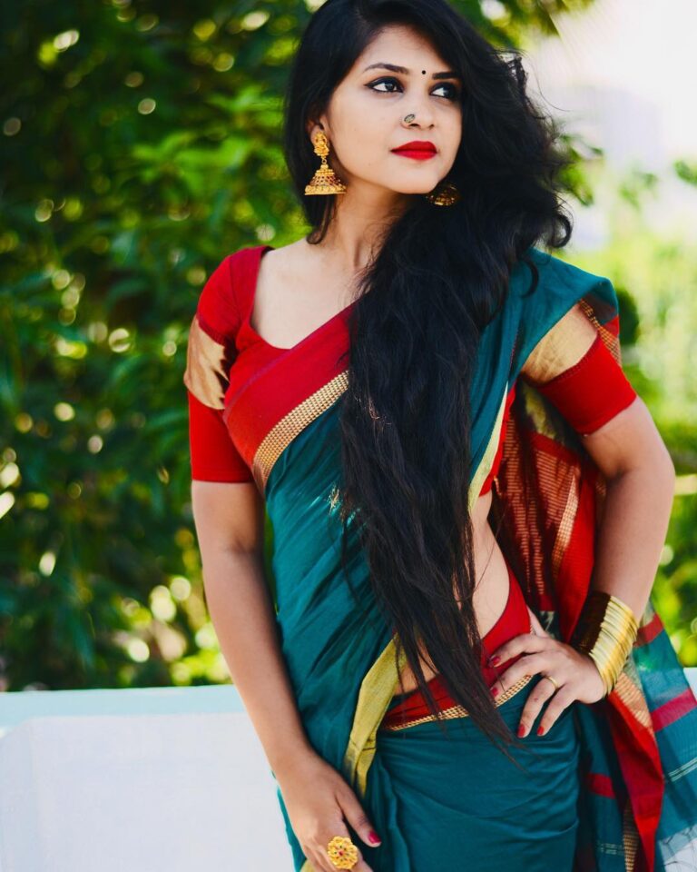 Amulya Omkar Gowda (Bigg Boss Kannada 9) Age, Husband, Family, Serials ...