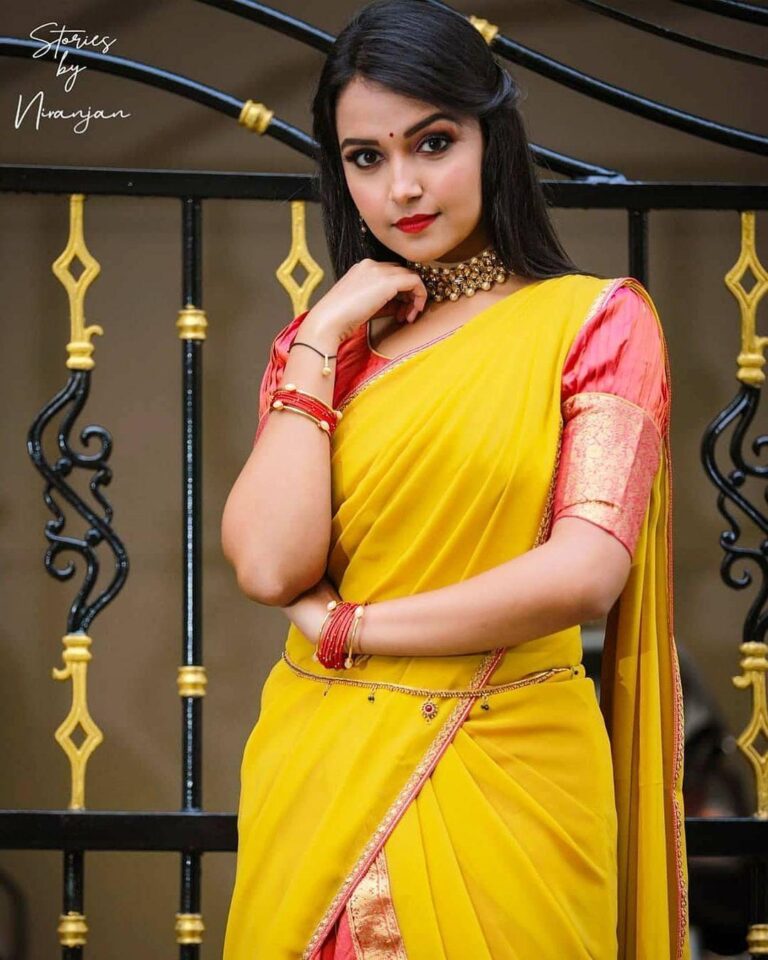 Nisha Ravikrishnan Age, Height, Husband, Family, Serials List ...