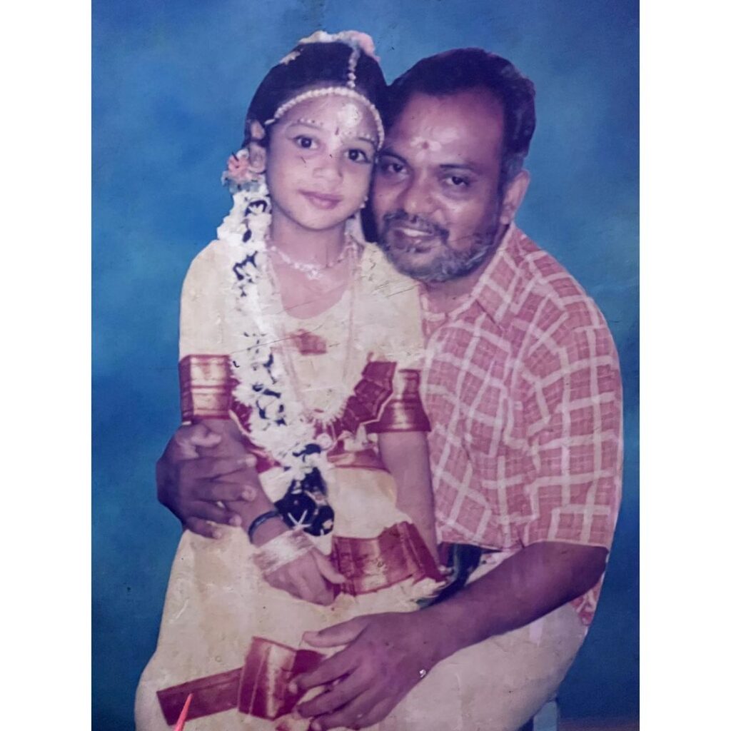 Sreenidhi Sudarshan Age, Husband, Family, Serials, Biography & More