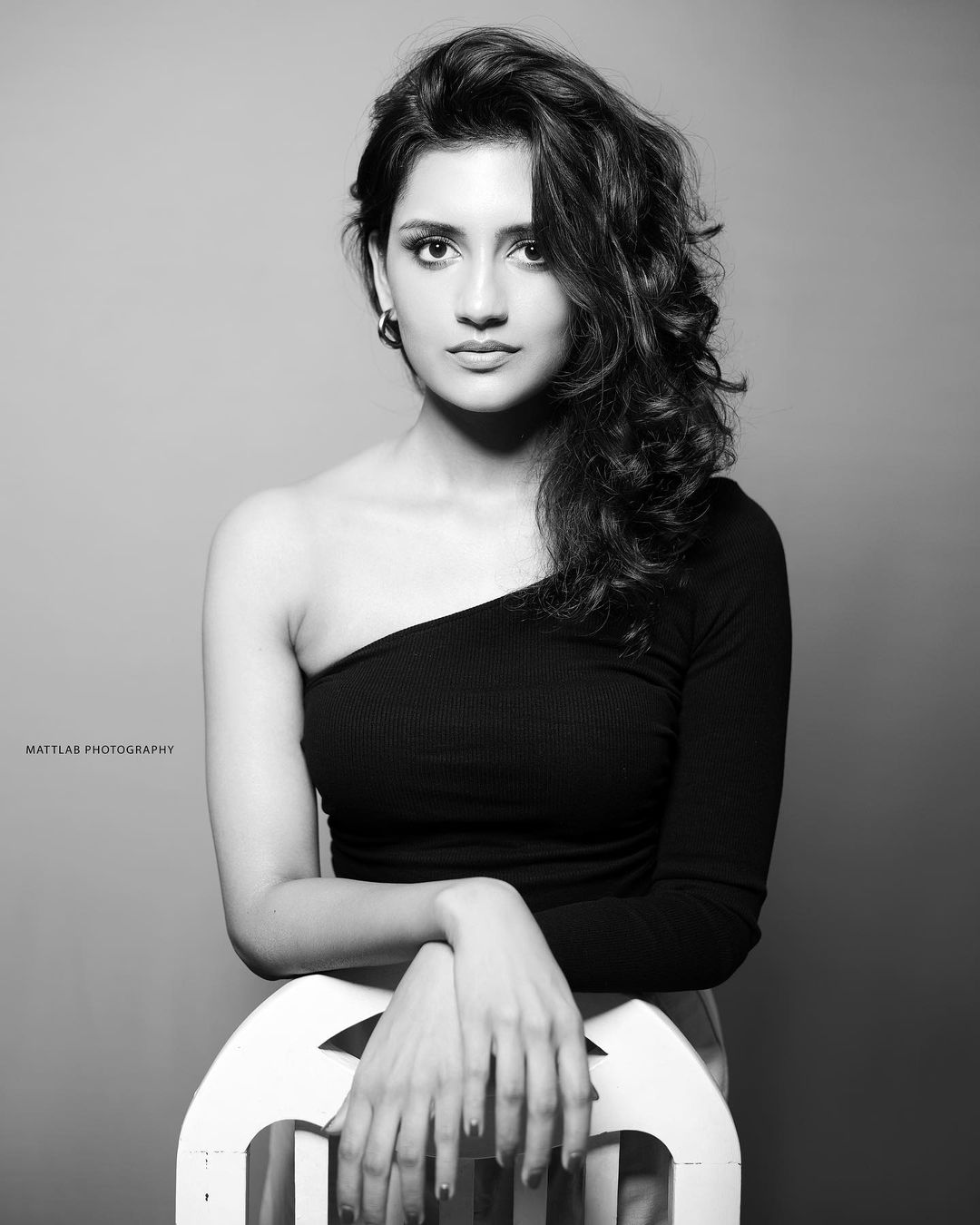 Nivashini Saravanan Bigg Boss Tamil 6 Age Family Photos Biography
