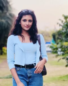 Nivashini Saravanan (Bigg Boss Tamil 6) Age, Family, Photos, Biography ...