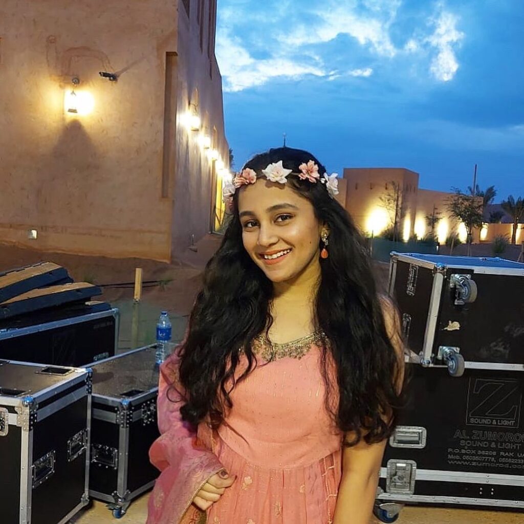 Singer Kavya Limaye (Indian Idol 13) Age, Mother, Family, Biography, & More