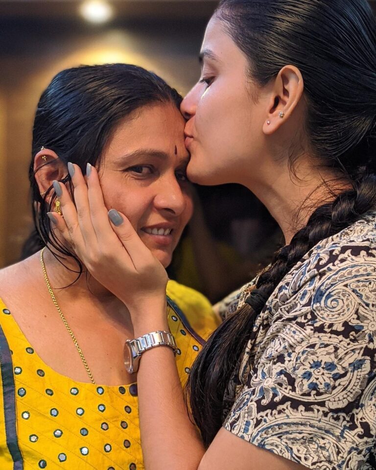 Thanuja Puttaswamy Age, Husband, Family, Serials List, Biography & More