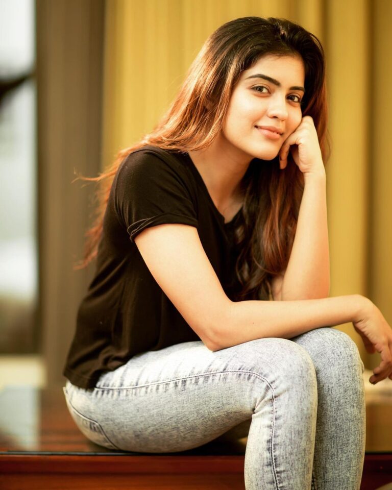 Amritha Aiyer Age, Family, Movies List, Images, Biography, Wiki & More
