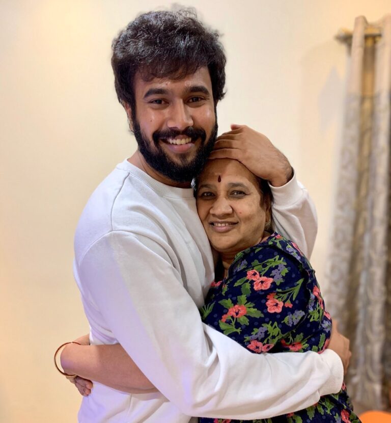 Rahul Vijay Age, Height, Wife, Father, Family, Movies List, Biography ...