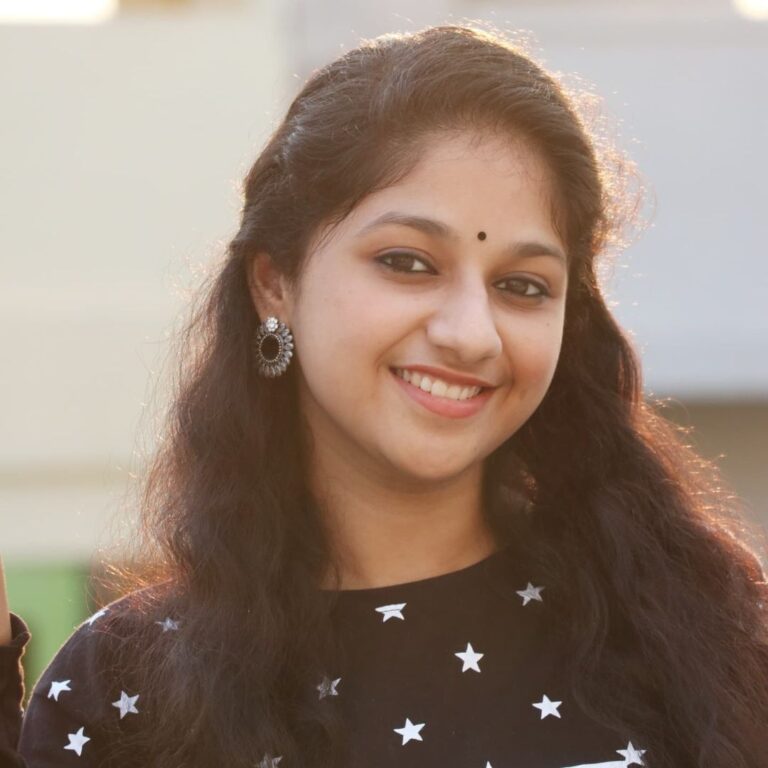 Singer Srilalitha Bhamidipati Age, Husband, Parents, Family, Songs List ...