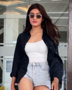 Aadhya Anand Age, Husband, Family, Movies List, Biography, Wiki & More