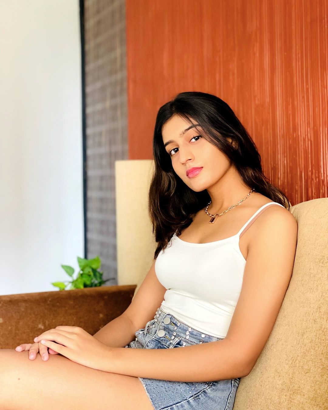 Aadhya Anand Age, Husband, Family, Movies List, Biography, Wiki & More