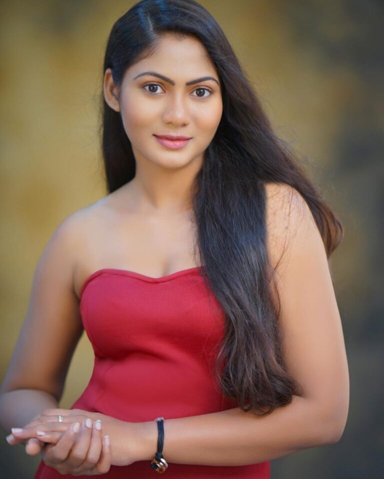 Shruti Reddy Age, Husband, Family, Serials List, Biography, Wiki & More