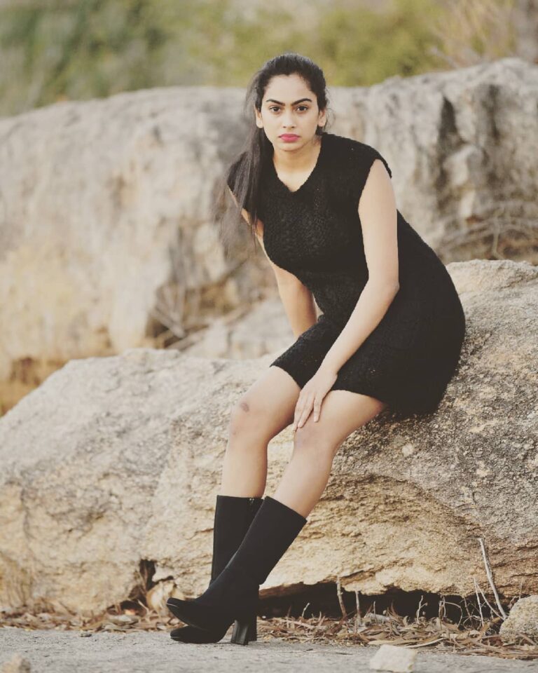 Swathi Konde Biography, Wiki, Age, Husband, Family, Serials List ...