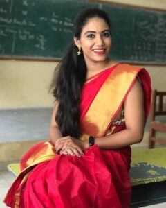 Preetha Suresh Biography, Wiki, Age, Husband, Family, Serials List & More