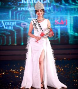 Cerena Ann Johnson (Bigg Boss Malayalam 5) Age, Height, Family, Husband ...